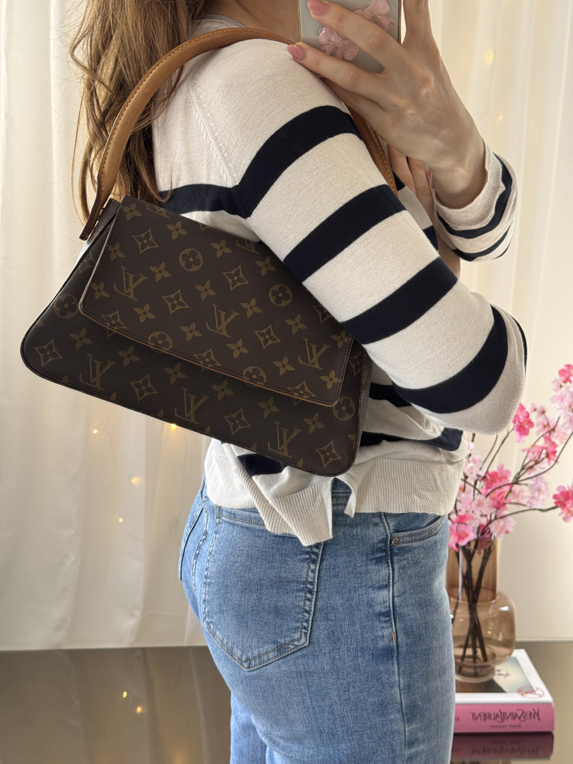 Louis Vuitton Mini Looping - Get Your Designer Bag