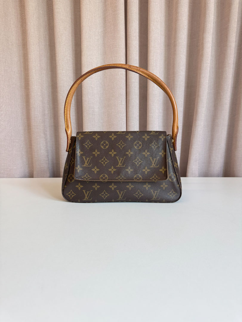 Louis Vuitton Mini Looping - Get Your Designer Bag