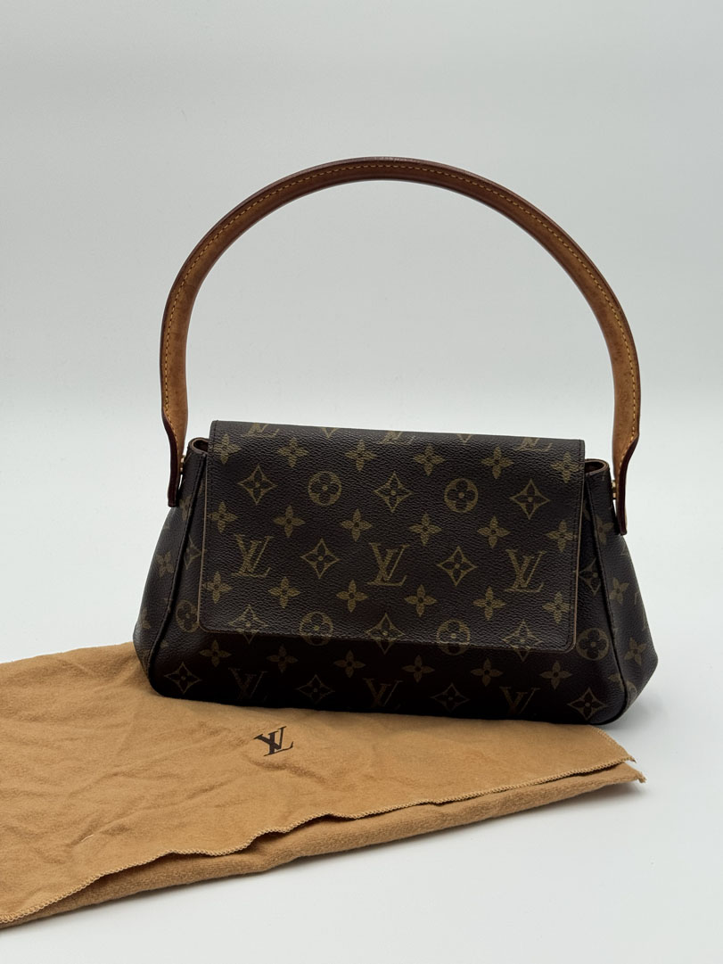Louis Vuitton Mini Looping - Get Your Designer Bag