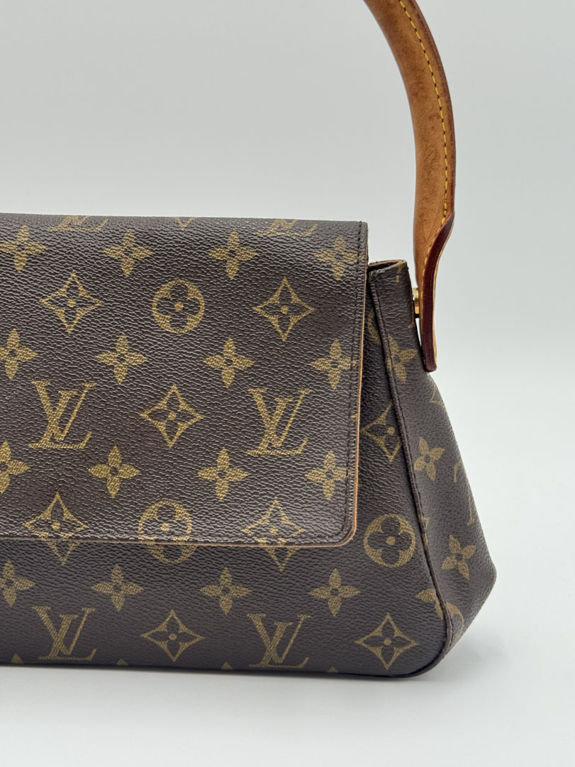 Louis Vuitton Mini Looping - Get Your Designer Bag