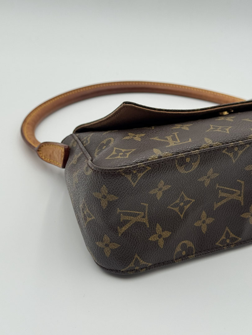 Louis Vuitton Mini Looping - Get Your Designer Bag